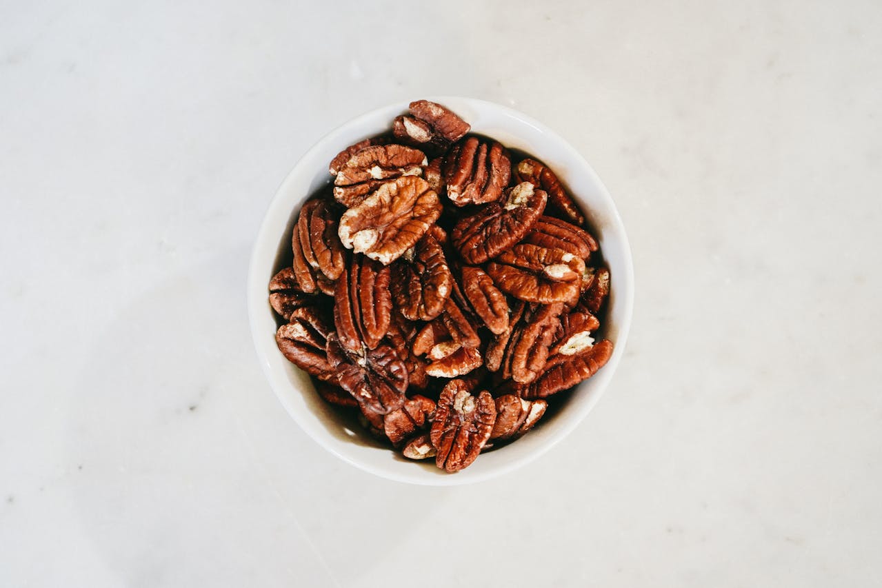 The 9 Healthiest Nuts Ranked from Least to Most Nutritious—Number One ...
